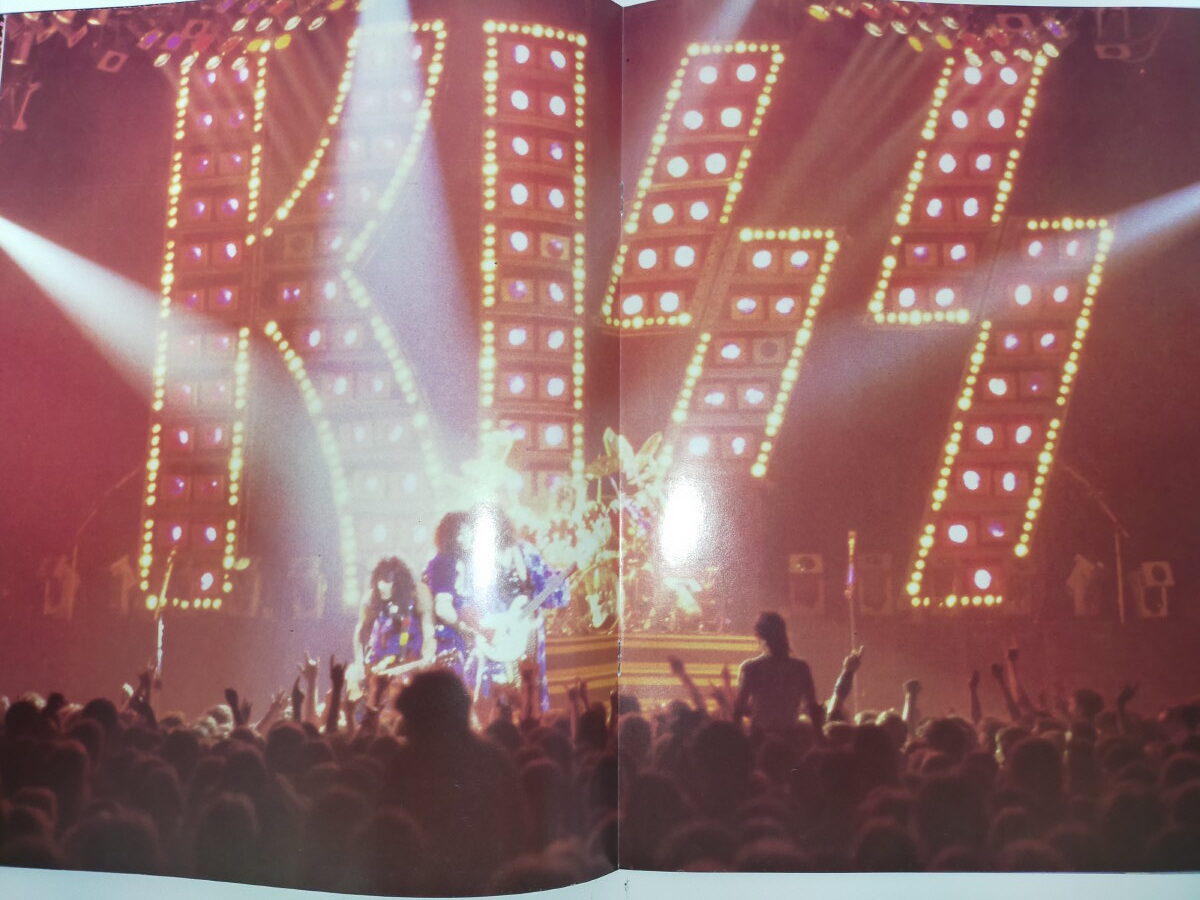 KISS Tourbook / Program Asylum – Eulenspiegel's KISS Collector SHOP